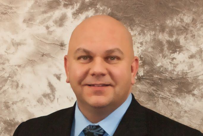 Robert Schommer's Instagram, Twitter & Facebook on IDCrawl