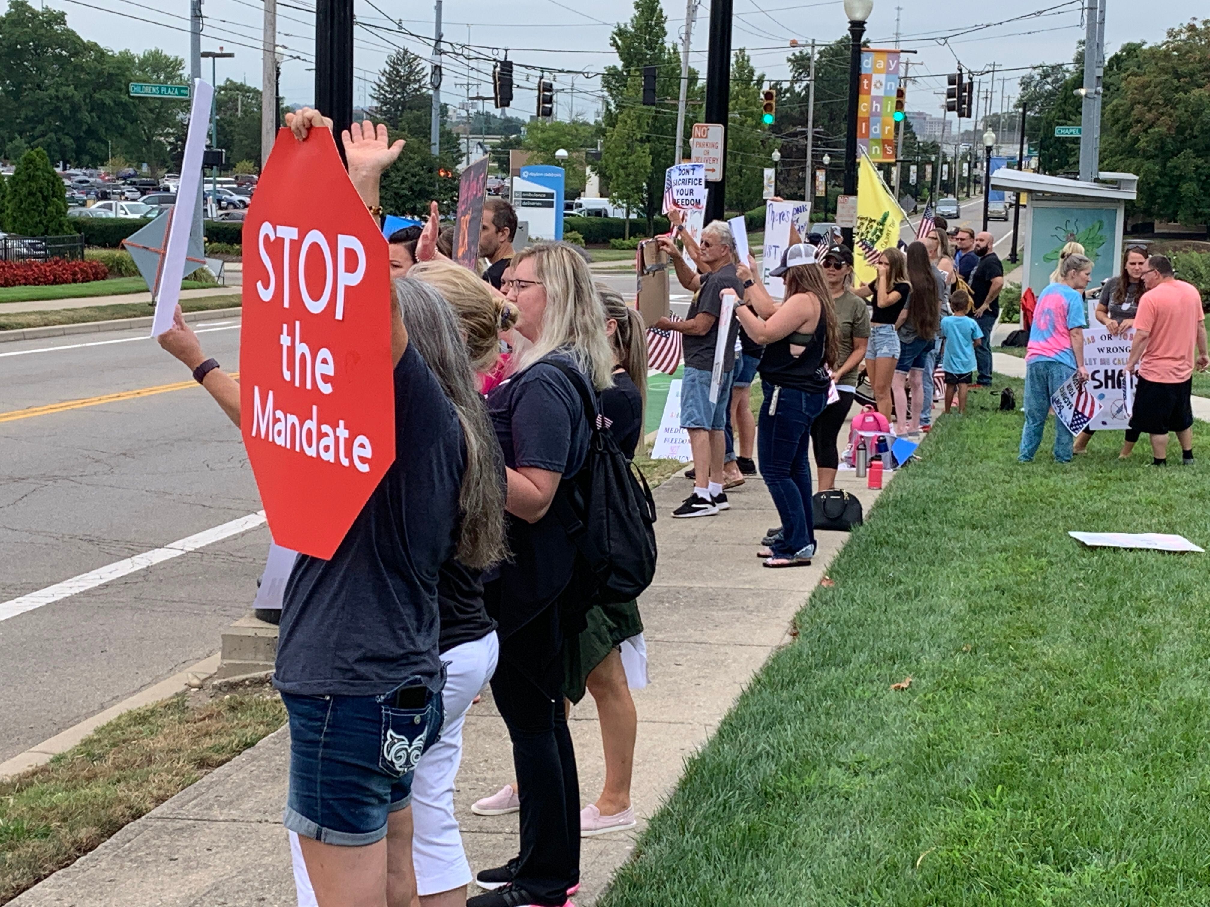 Alison Burchett's Instagram, Twitter & Facebook on IDCrawl